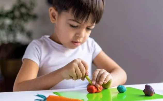 Cómo fomentar la creatividad en niños de primaria